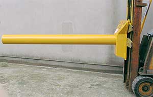 Coil boom for forklift truck