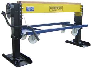 Reinforced safety trestle trailer jack