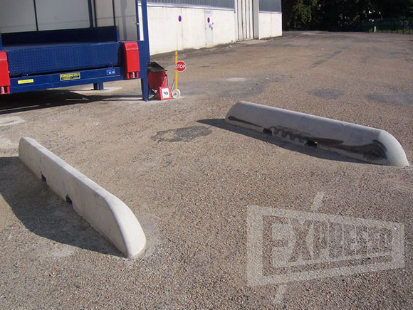 Concrete wheel guides