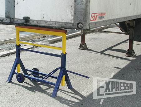 Safety trestle trailer jack Expresso